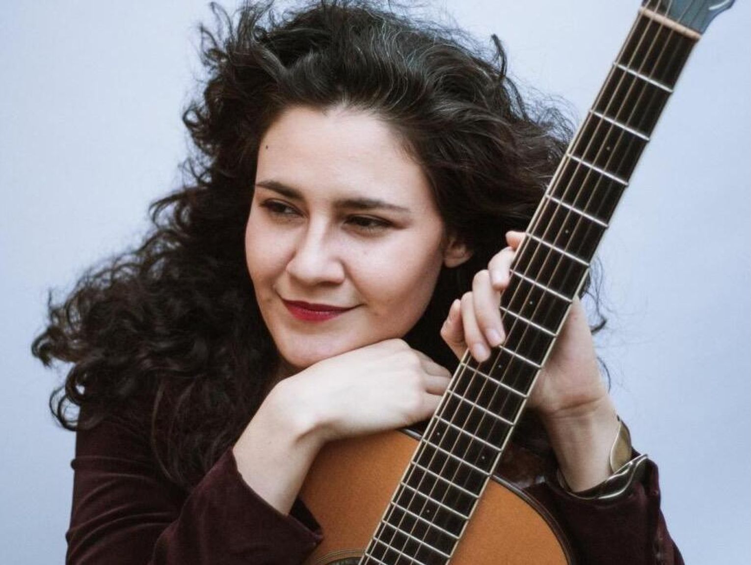 Following visa restrictions and four-year hiatus, Guatemalan singer ...